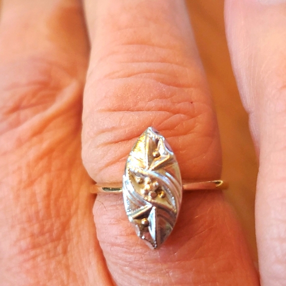 Jewelry | 1 Kt Vintage Gold And Silver Diamond Chipped Ring | Poshmark